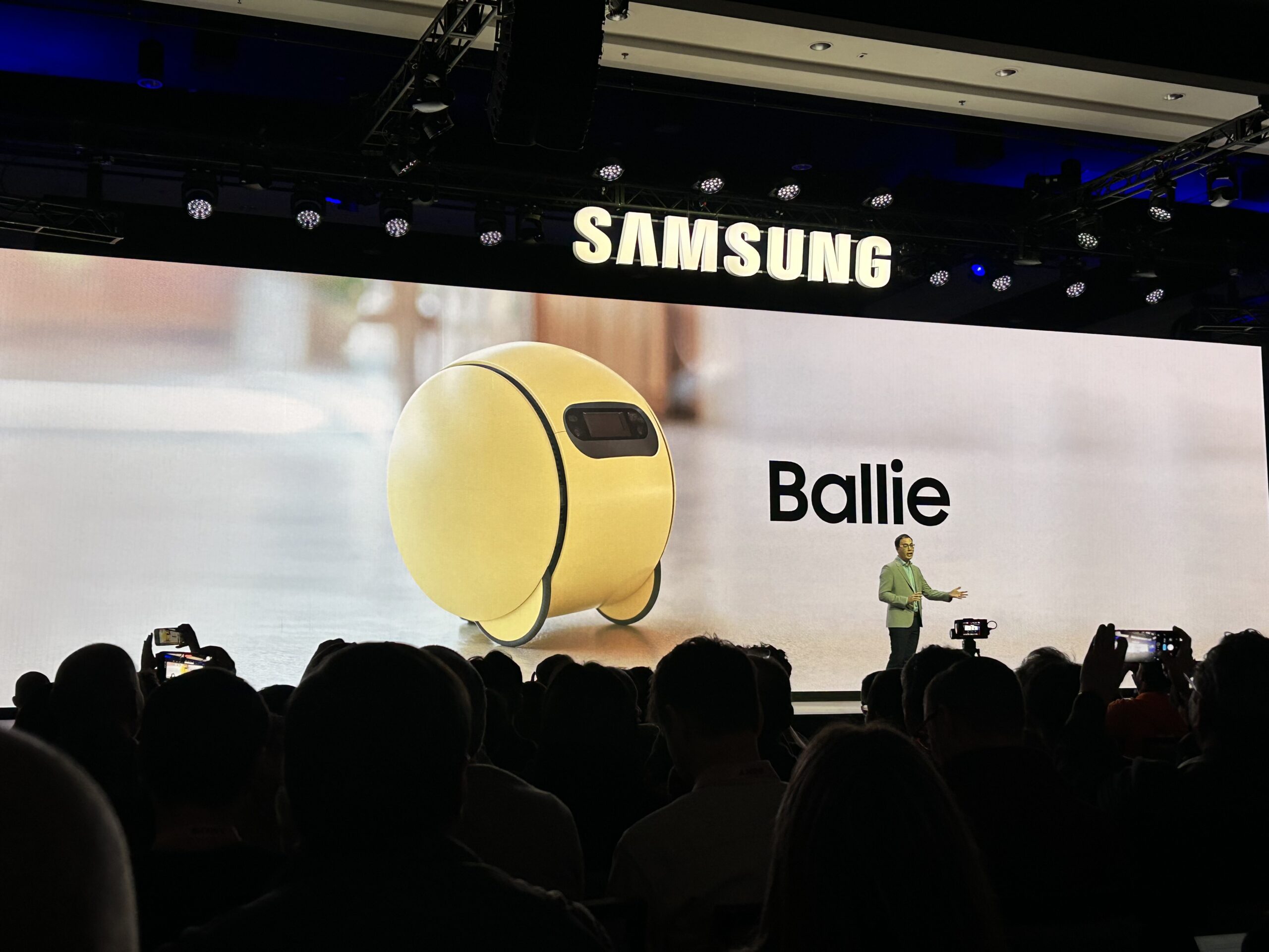 CES 2024: The Adorable AI Robot Companions Coming To A Home Near You ...